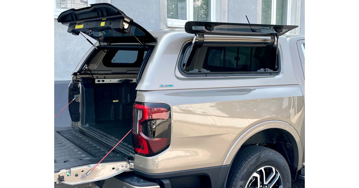 Aeroklas Stylish hardtop - right pop-up, left pop-out side window ...