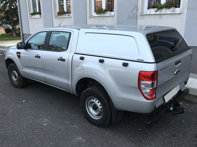 Aeroklas Commercial hardtop - PN4HQ rapid/lucid red - Ford D/C 2019 ...